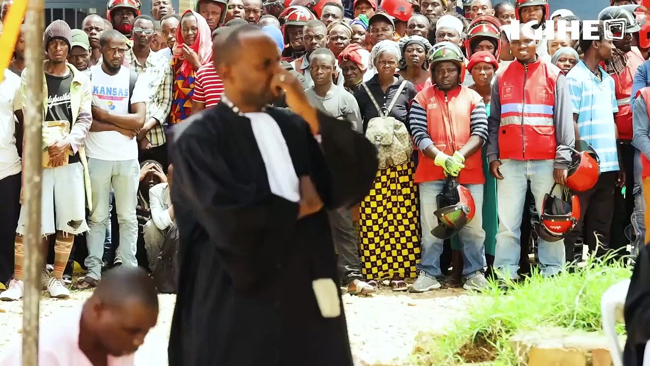 Yishwe akubiswe inyundo nyuma y’uko uburozi bwanze __ Urubanza ...