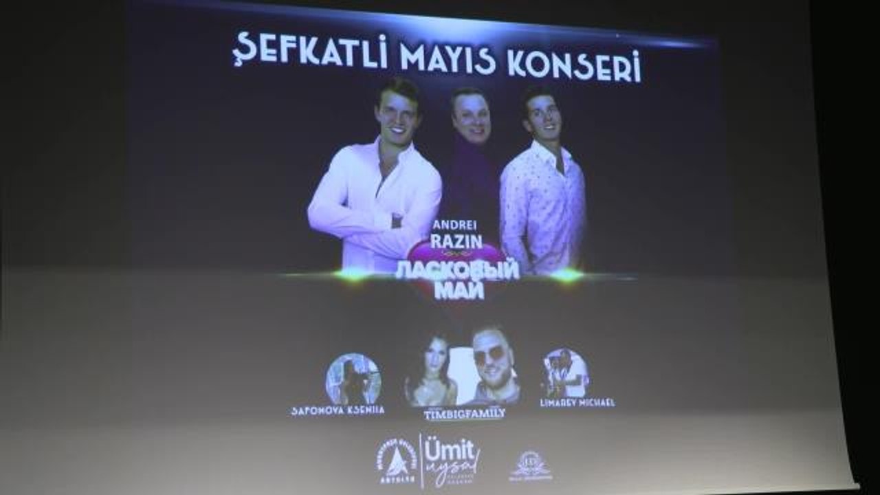 Andrei Razin ve Laskavvy May Muratpaşa'da sahne aldı - Dailymotion Video
