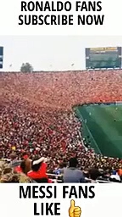 Ronaldo_VS_Messi_Fans_%F0%9F%98%B1%F0%9F%98%B1_your_favourite__(144p ...