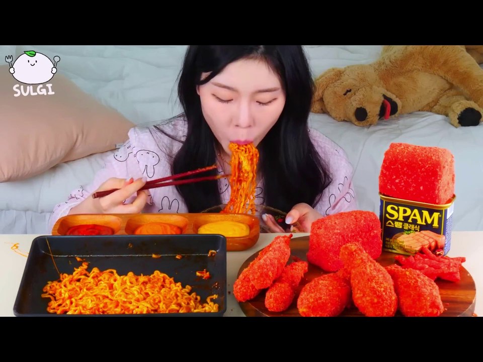 ASMR MUKBANG Fire noodles Cheetos, Tod Mun Kung, Fried Cheese Spam, Deep-fried Shrimp. - video ...