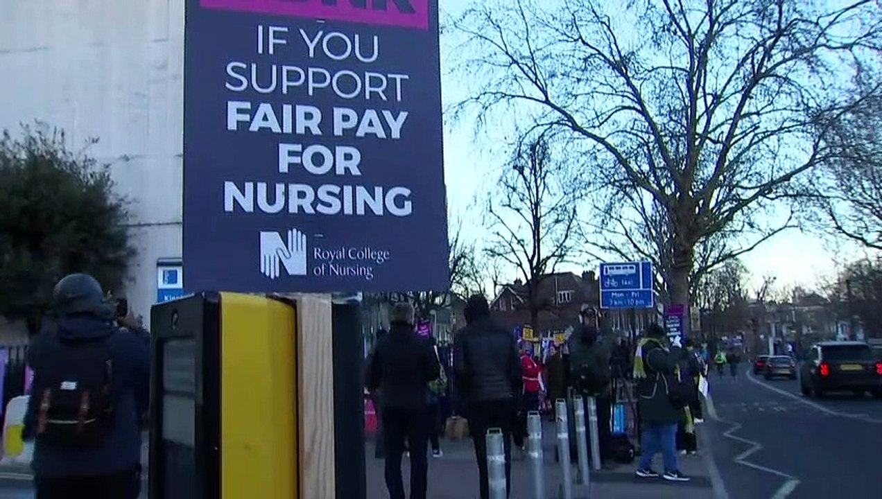 Grant Shapps: We need to get on with an RCN pay deal - video Dailymotion