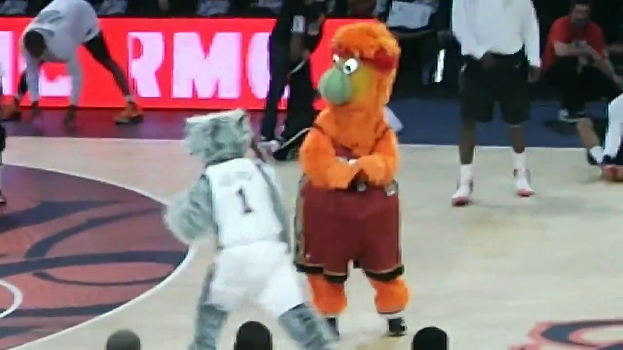 Funny NBA mascots dance battle Compilation - Vidéo Dailymotion