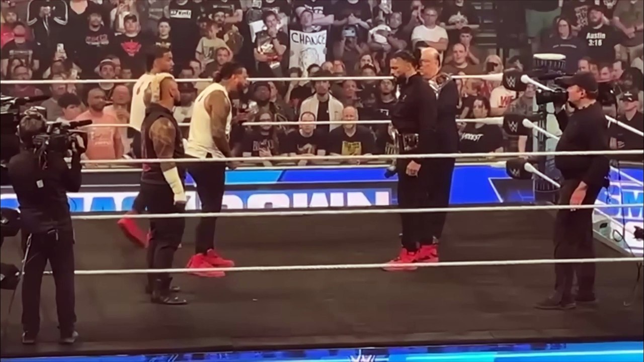 Roman Reigns and Jimmy Uso Hug during WWE Smackdown 6/2/23 - video ...