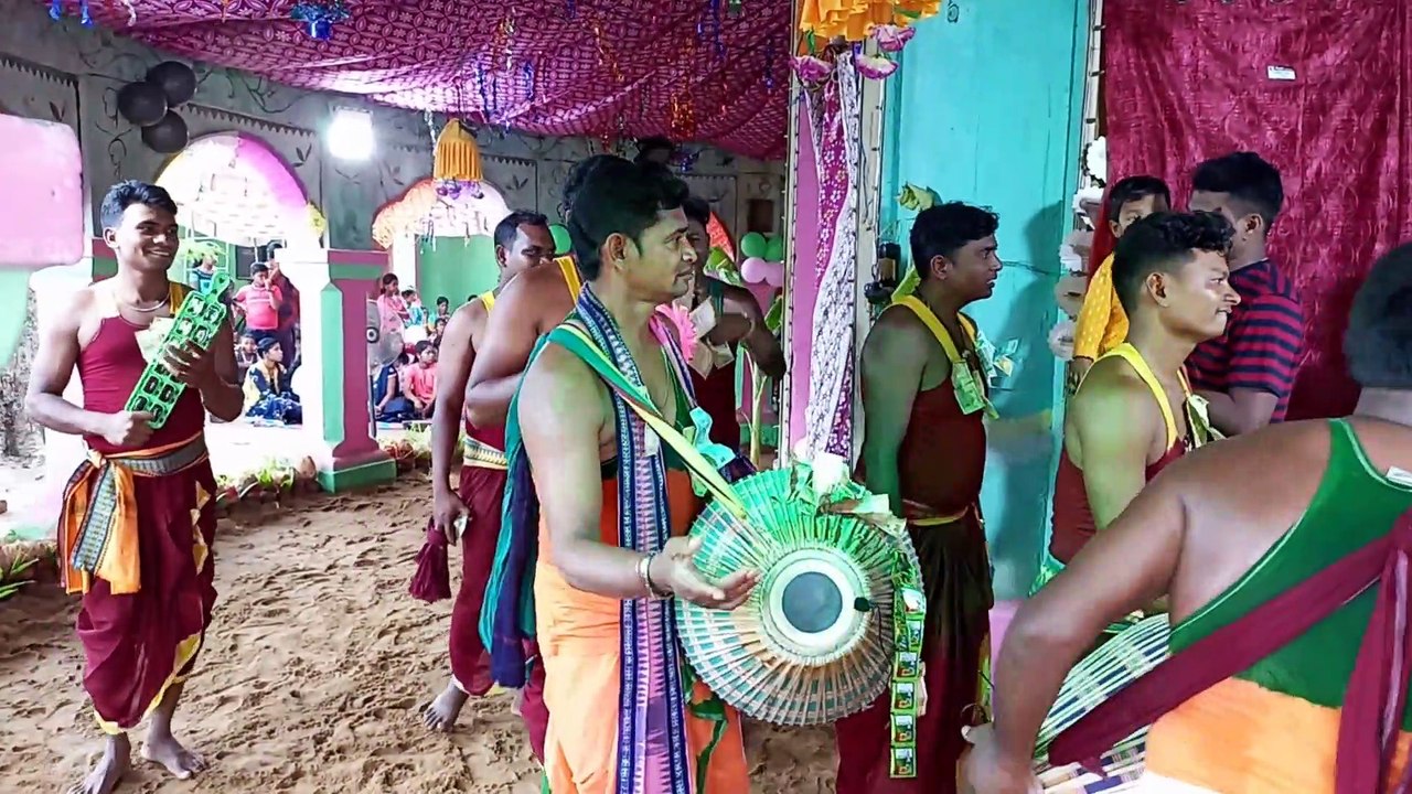 ଚରପଟା ଚଟନୀ ମାଡ଼ | Ghantbahali mandap kirtan | kirtan gurushree ...