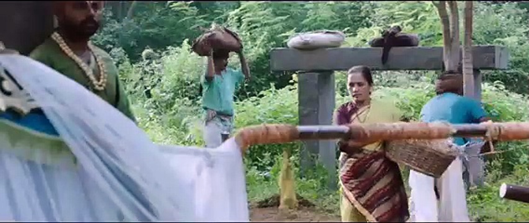 Devsena intro scene in best Bollywood movie - video Dailymotion