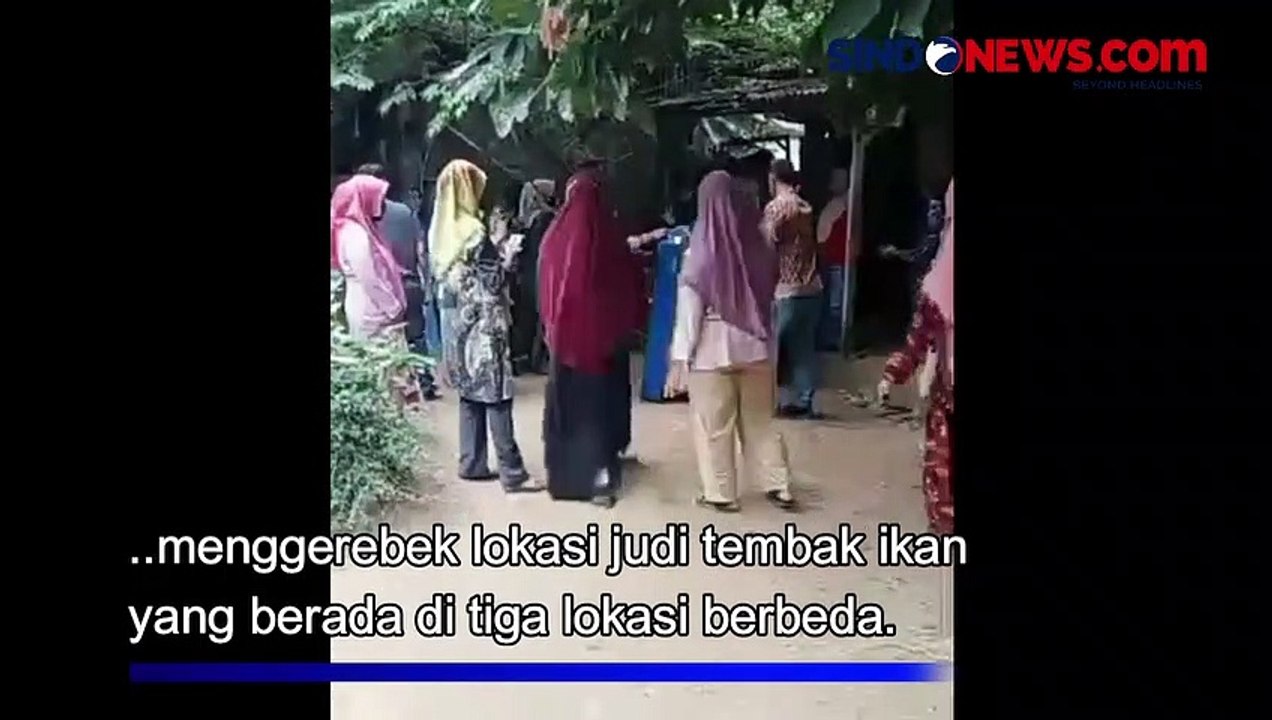 Geram Perjudian, Emak-Emak di Asahan Nekat Gerebek Lokasi dan Amankan 5 Mesin Judi - Video ...