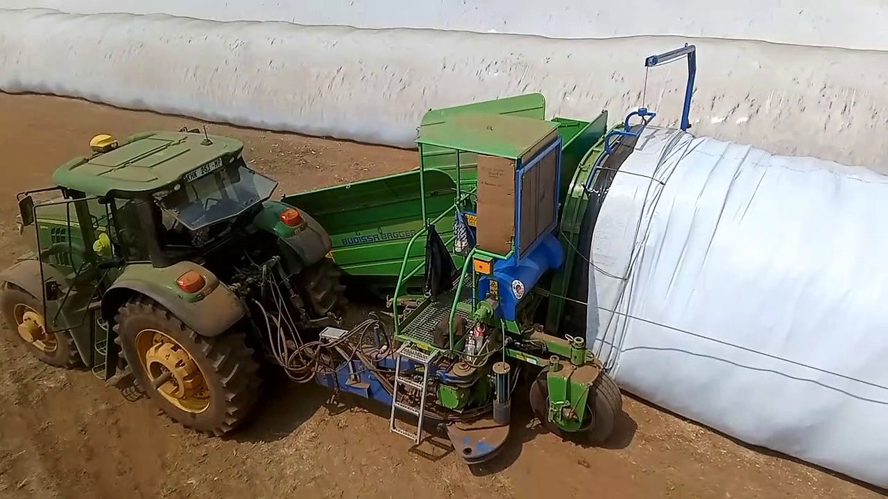 Silage bagging _ Silo bags in South Africa - video Dailymotion