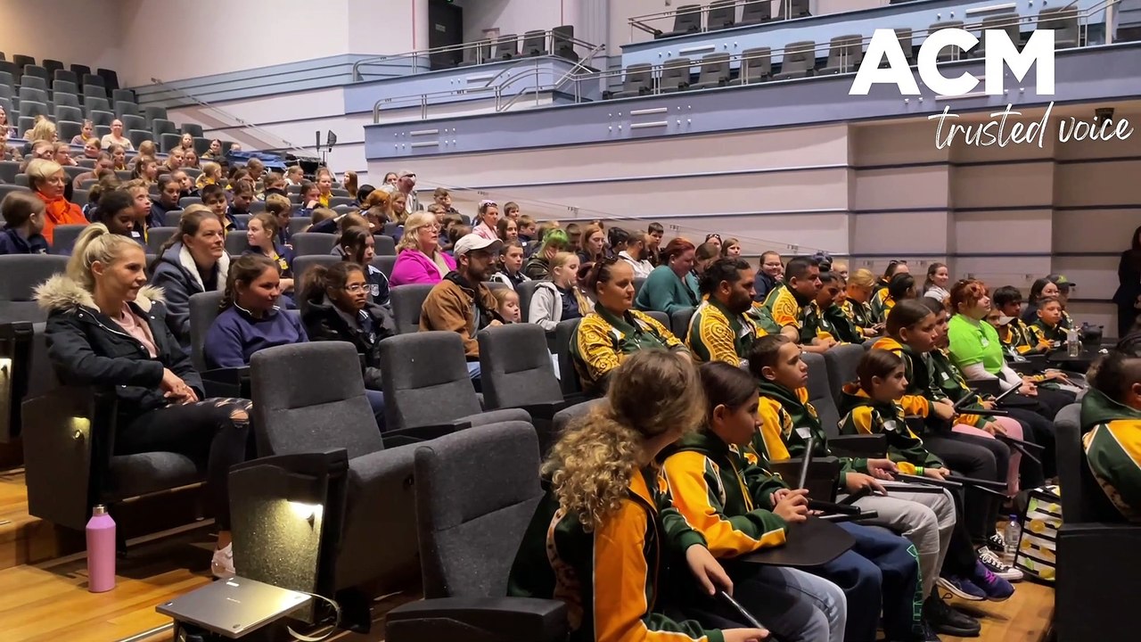 Menindee school students at Newcastle university - June 27, 2023 ...