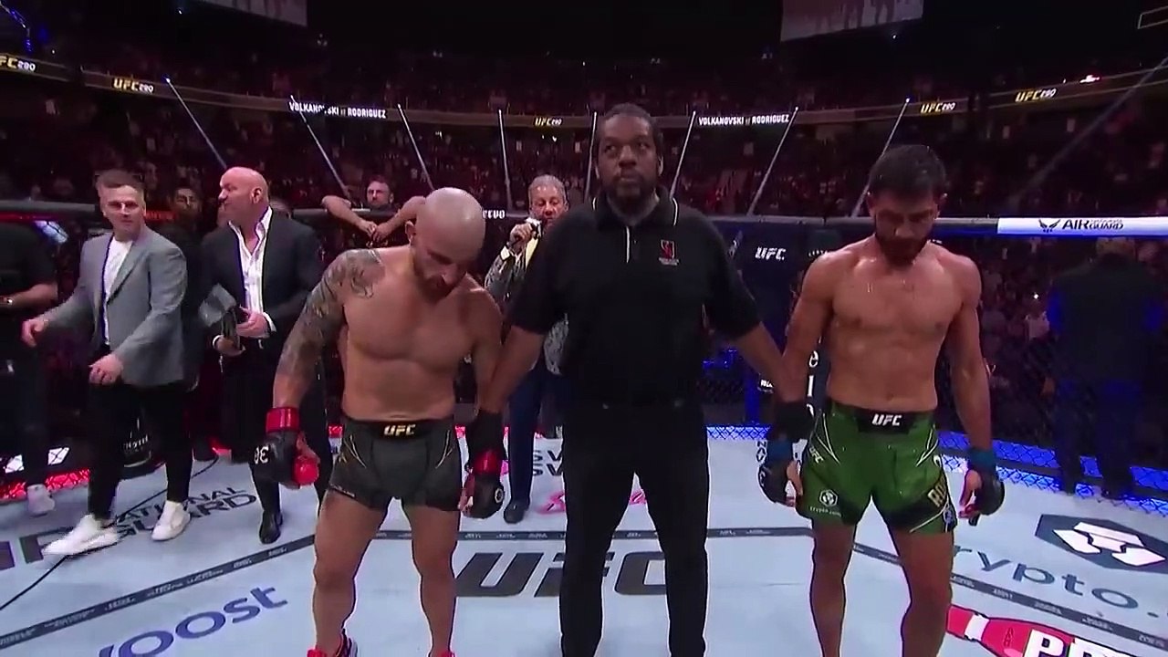 Alexander Volkanovski Octagon Interview _ UFC 290 - video Dailymotion