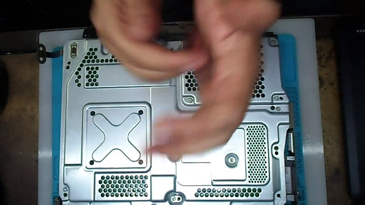 Xbox One X Disassembly - video Dailymotion