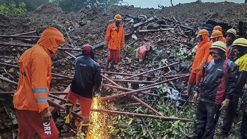 Raigad Landslide: रायगढ़ भूस्खलन के बाद कैसे हैं हालात, 81 लोग अभी भी लापता, 27 की हुई मौत ...