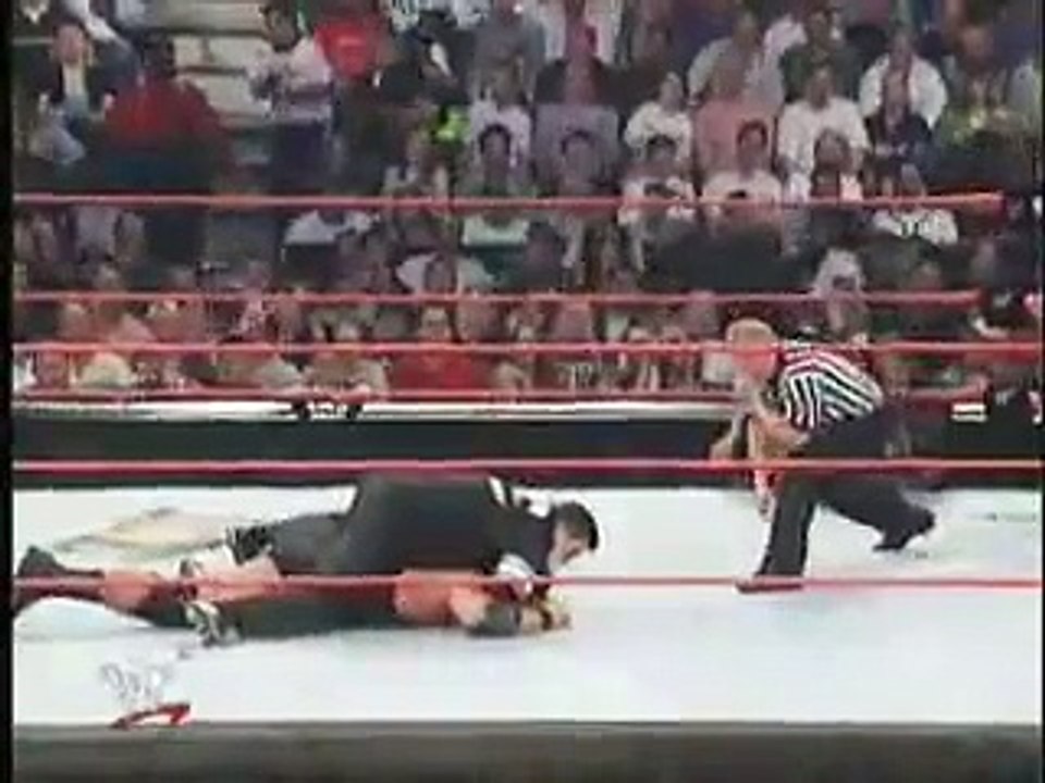 Shane McMahon vs Big Show-Backlash 2001 - Video Dailymotion