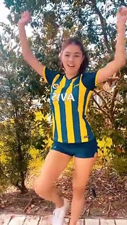 Kylin I think she always looks adorable and cute - video Dailymotion