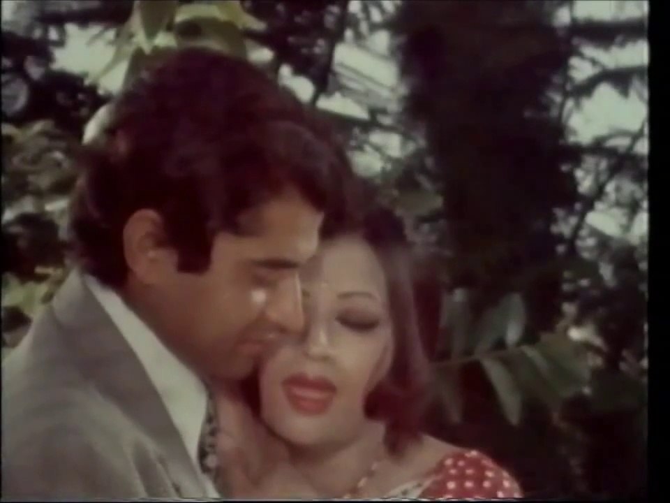 Pakistan Film Mere Hazoor Song, Hai Pyar Ka Zamana, Actors Shabnam and ...