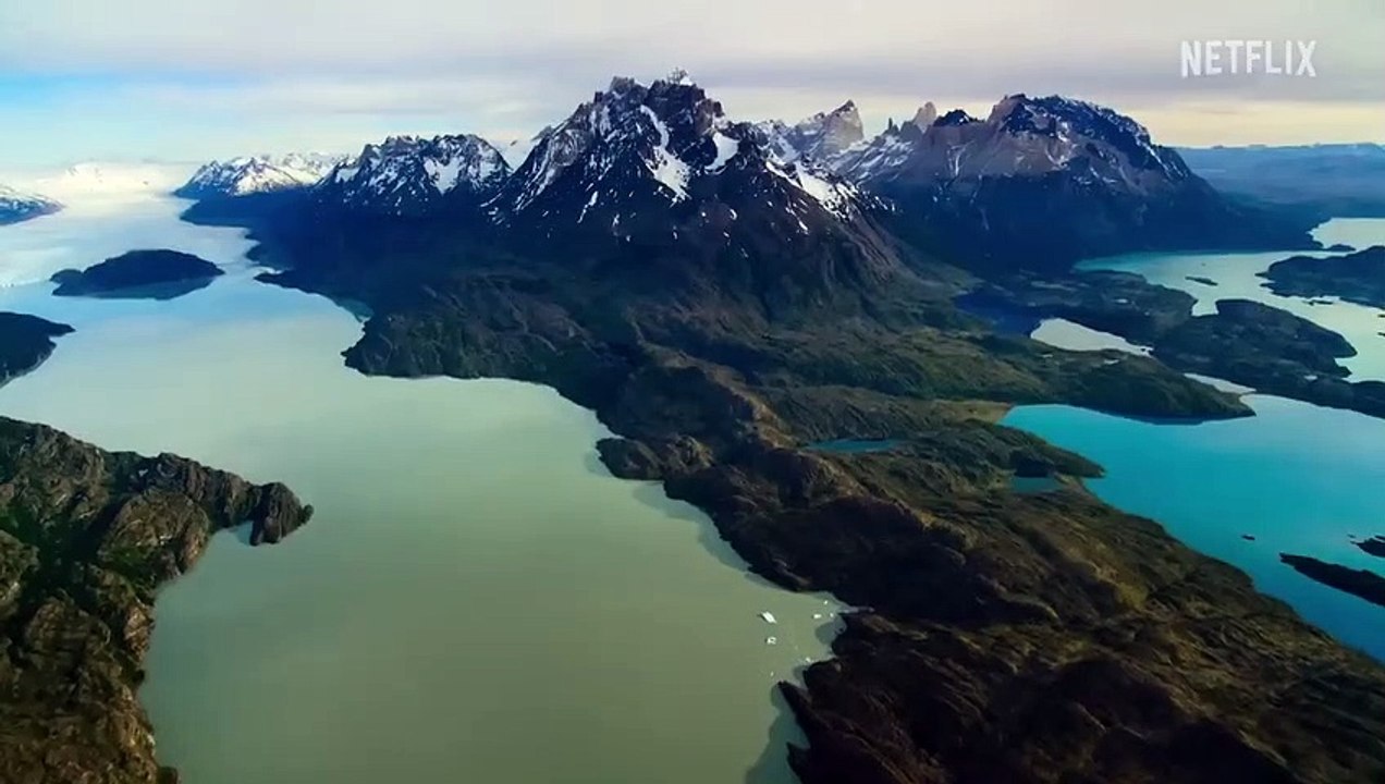 Predators | Official Trailer | Netflix - Dailymotion Video