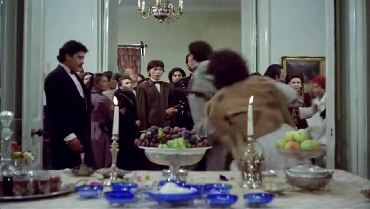 ΤΟΝ ΚΑΙΡΟ ΤΩΝ ΕΛΛΗΝΩΝ - 1981 - DVDRip - 720x576 - video Dailymotion