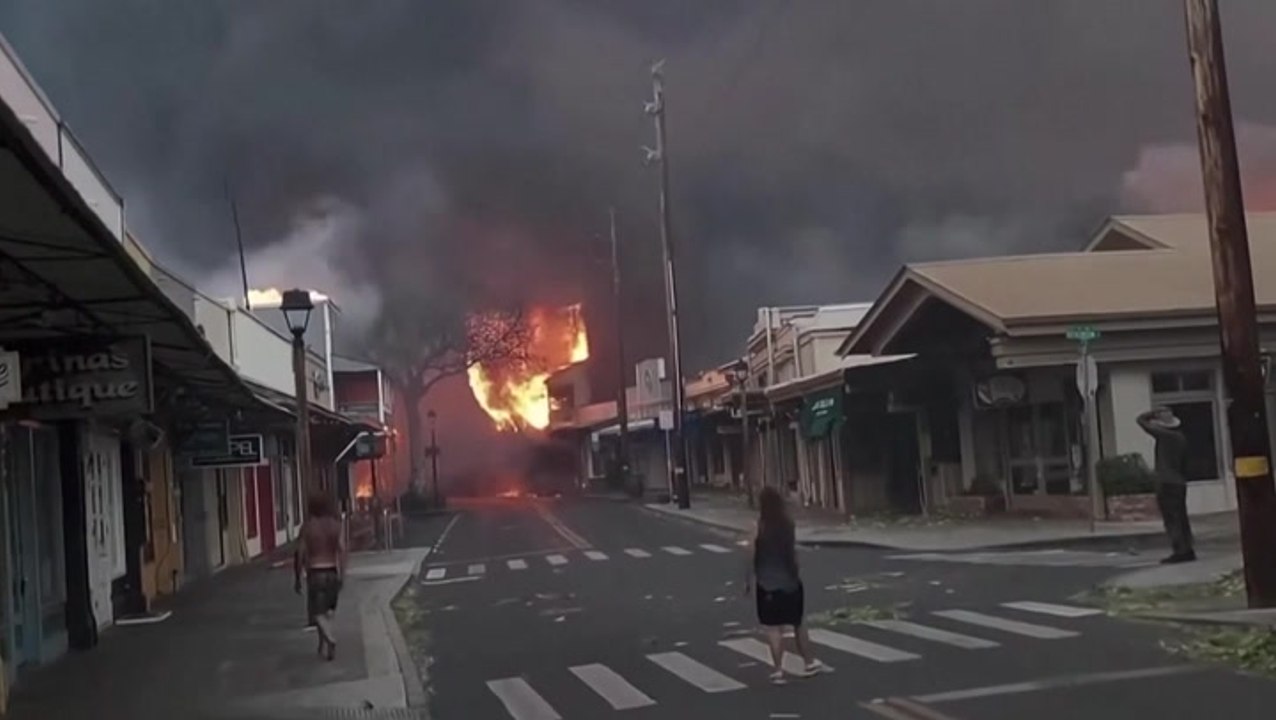 Maui latest: Lahaina’s historic Front Street burns as wildfires tear ...