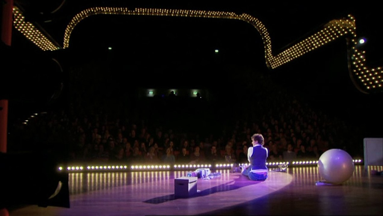 Lenette van Dongen: Nikè | movie | 2008 | Official Trailer - video ...