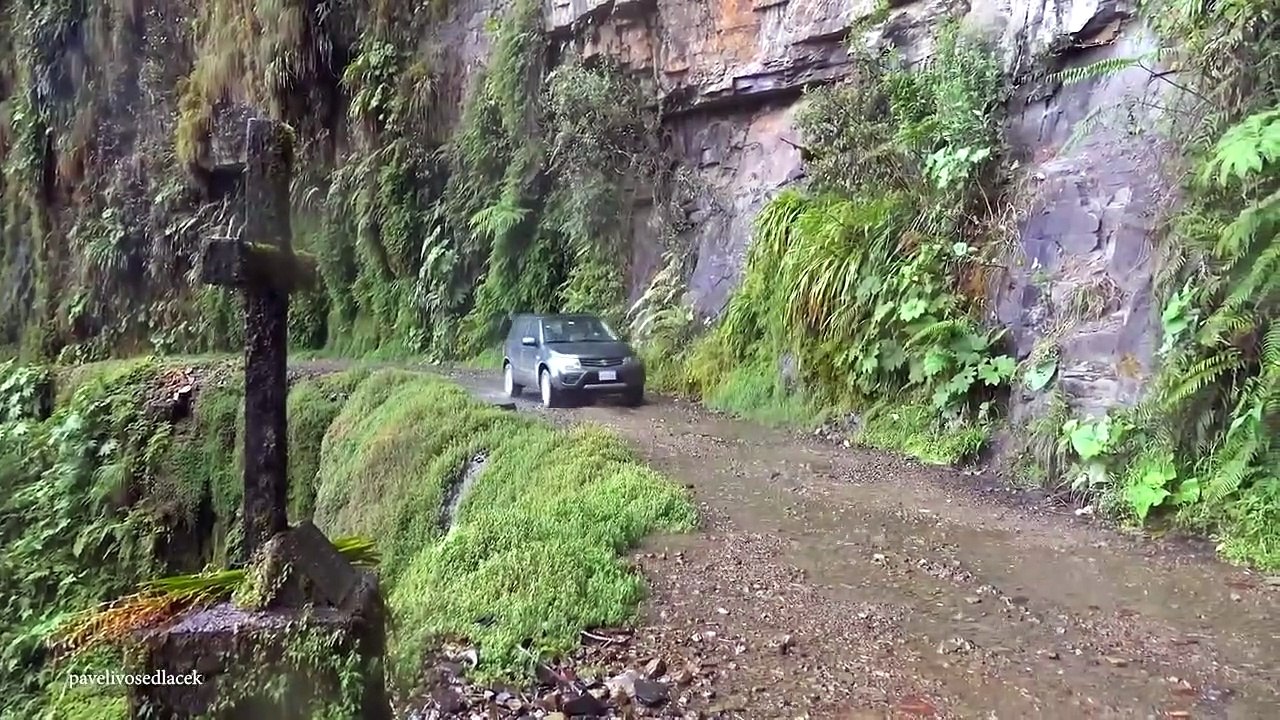 15 MOST EXTREME ROADS in the World - video Dailymotion