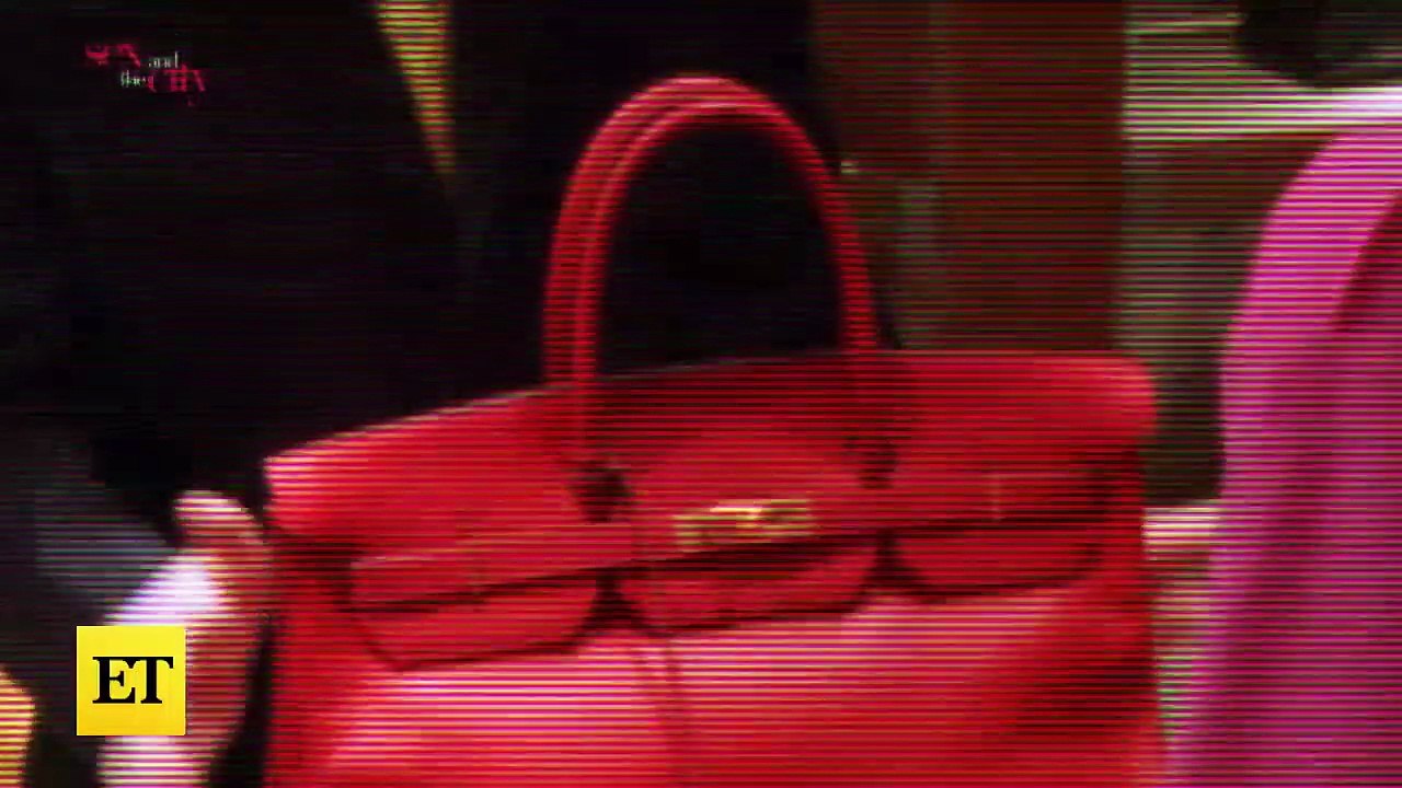 Drake Gives Fan $40K PURSE During Concert - video Dailymotion