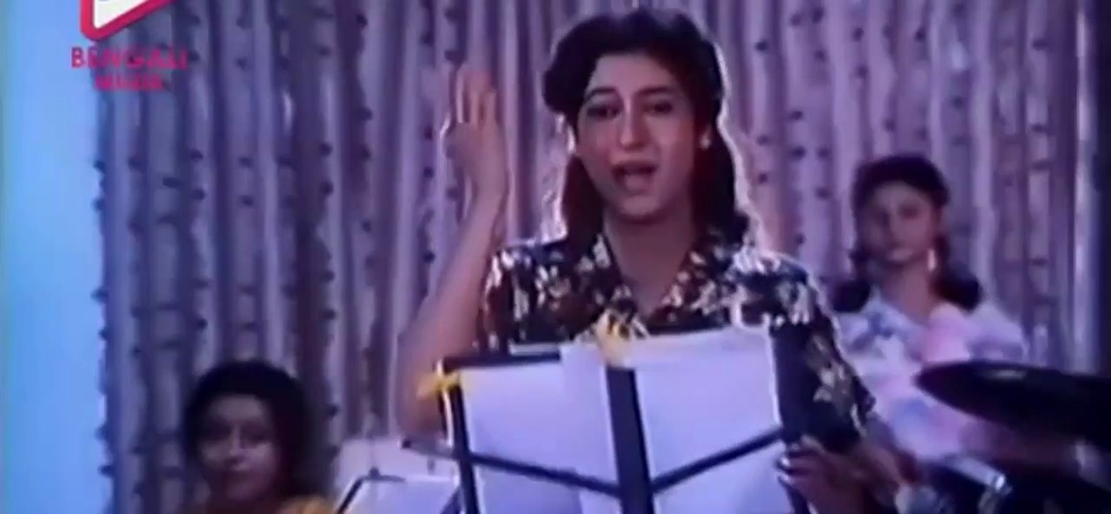 MON BOLCHEY || APON AMAR APON|| Asha Bhosle - video Dailymotion