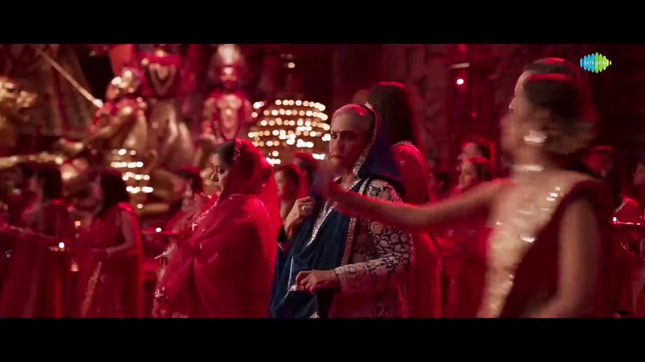 Dhindhora_Baje_Re___Rocky_Aur_Rani_Kii_Prem_Kahaani___Ranveer%2C_Alia ...