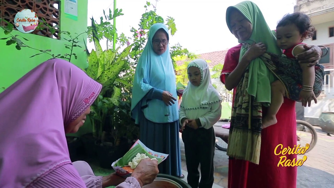 Langka Nih! Bubur Roomo Melegenda di Desa Roomo Gresik - Video Dailymotion