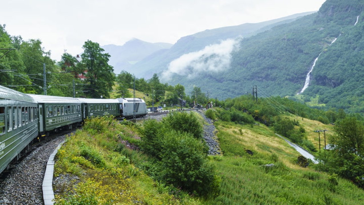 This Luxury Train Journey Is Now Going Deeper Into the Arctic Circle’s ...