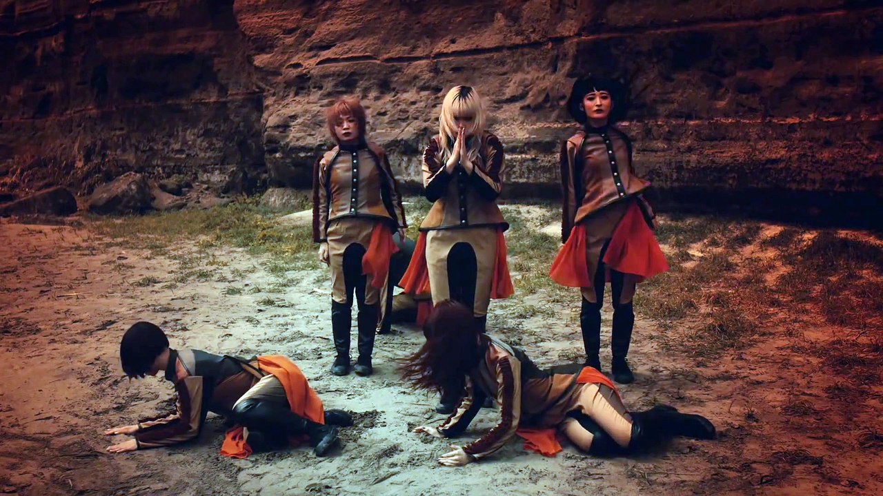 BiSH / DiSTANCE [OFFICIAL MV] - Video Dailymotion