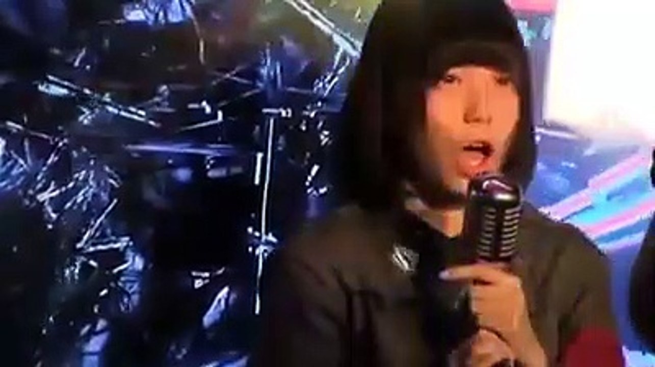 BiSH / 本当本気 [Behind the scene MV Making] - Video Dailymotion