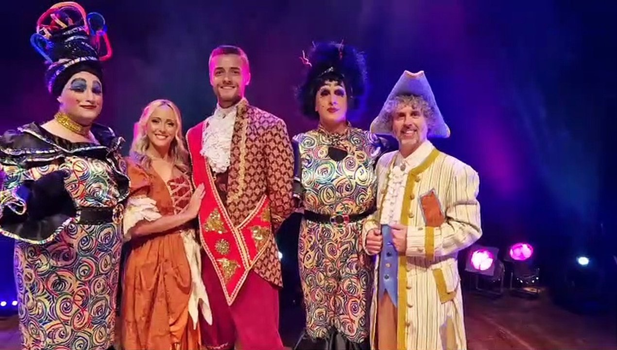 Cinderella panto cast Wellingborough Castle Theatre - video Dailymotion
