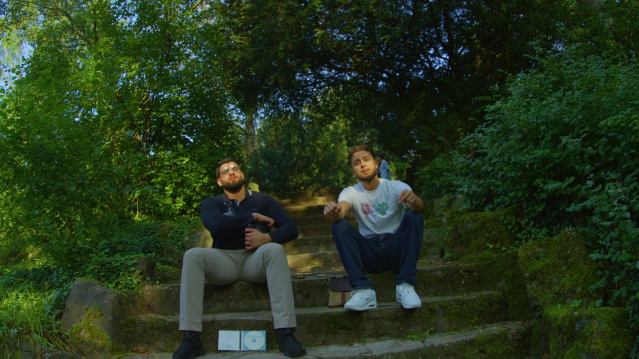 Pashanim - Ms. Jackson - video Dailymotion