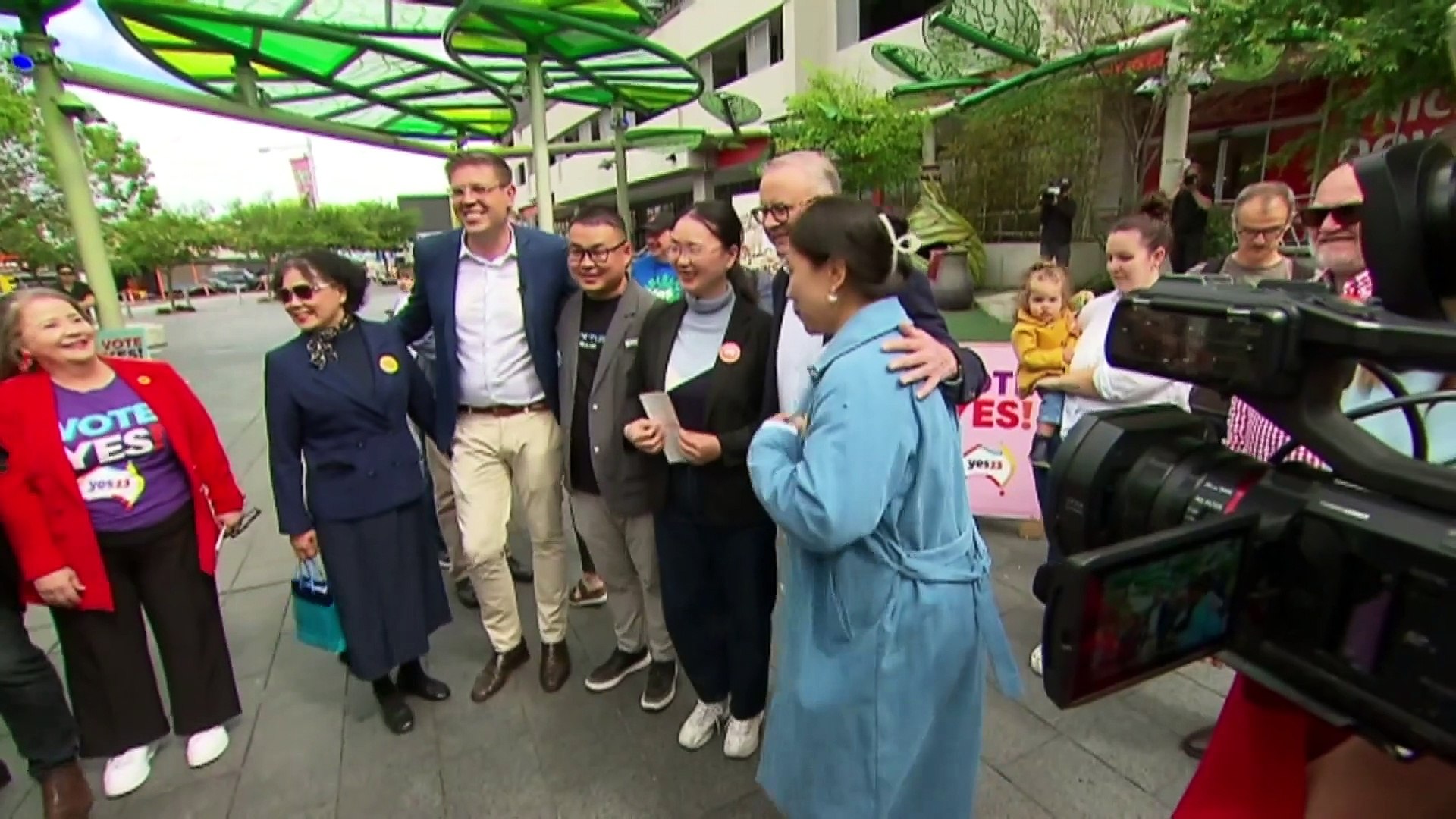 Voice No campaigners hold rallies across the country