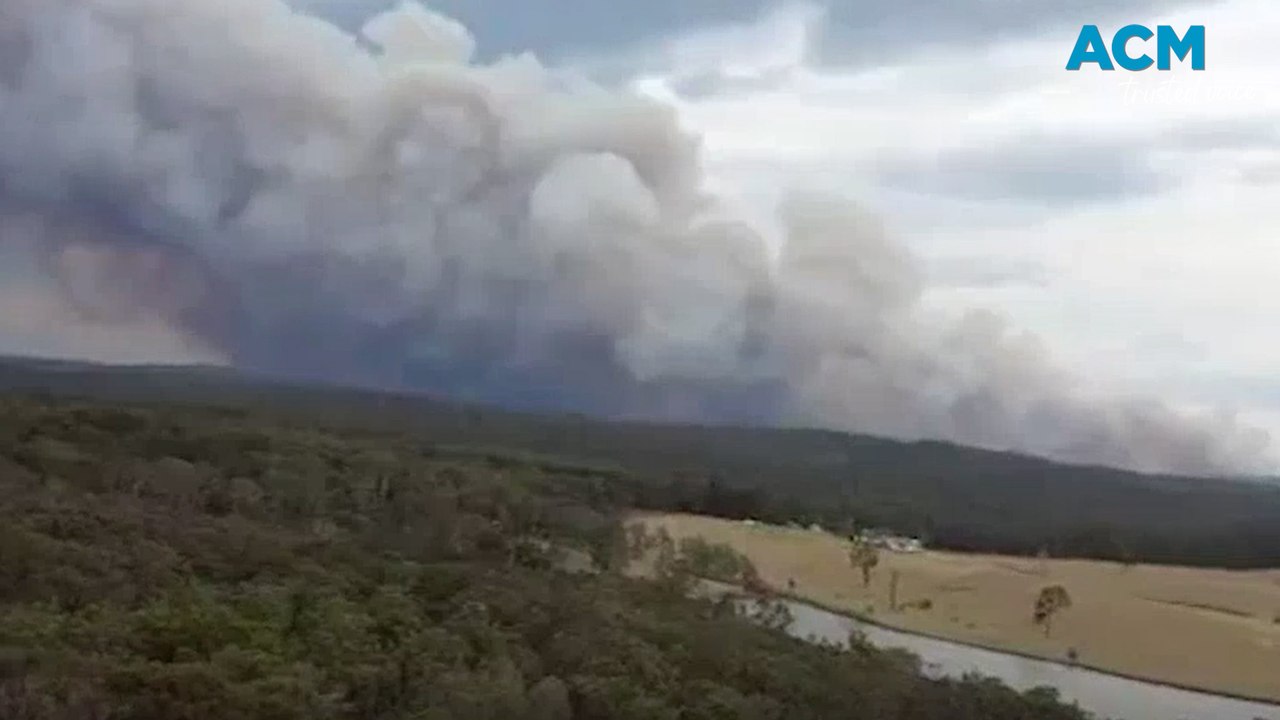 Bega Valley bushfire threatens homes on NSW south coast - video Dailymotion