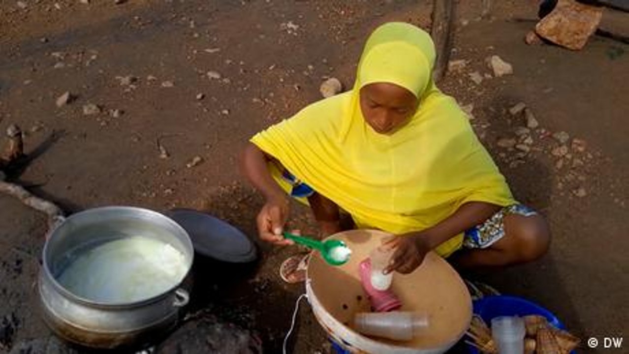 Nigeria’s wara cheese sparks safety concerns - video Dailymotion