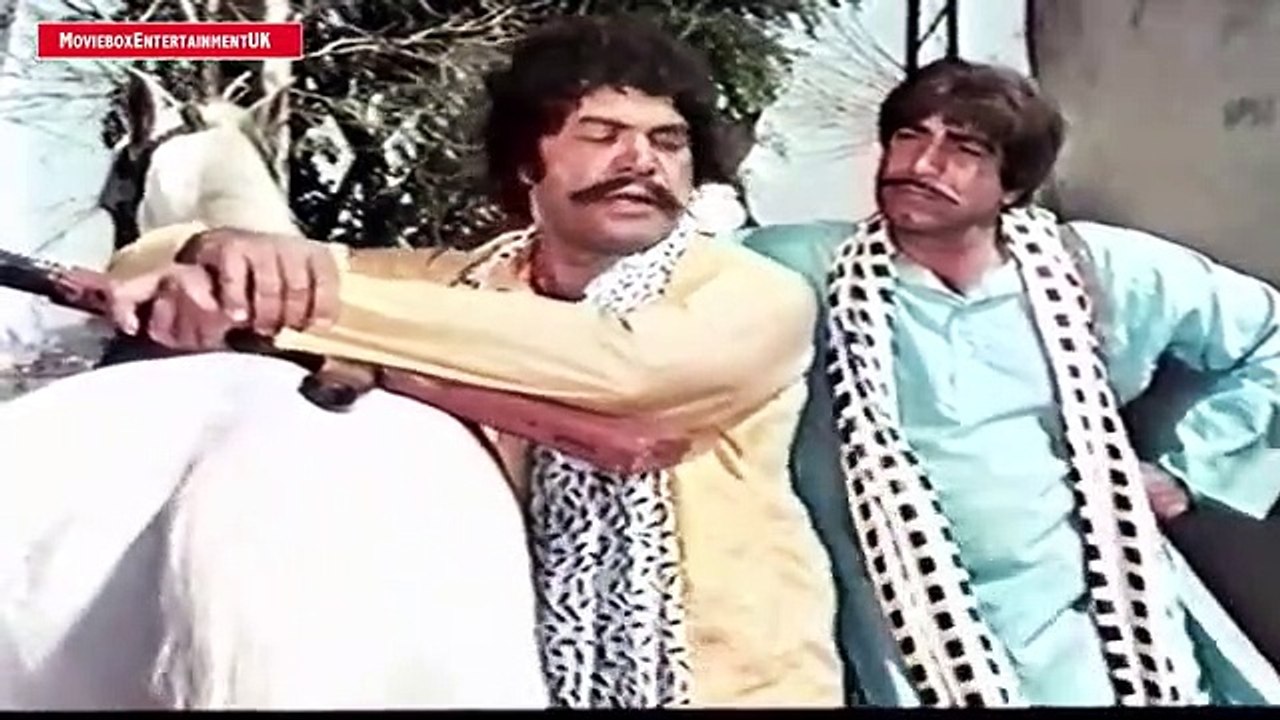 SULTAN RAHI & MUSTAFA QURESHI AMNAY SAMNAY - FULL ACTION CLIP - video ...
