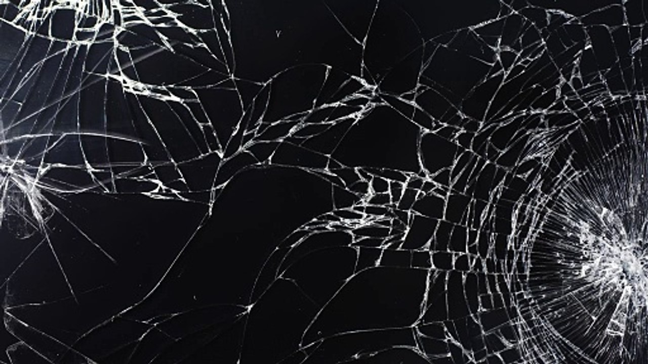 Tutorial: Realistic 4K Broken TV Screen Effect for Pranking Fun ...