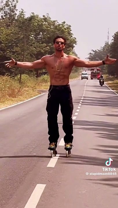 Tiger shorf - video Dailymotion