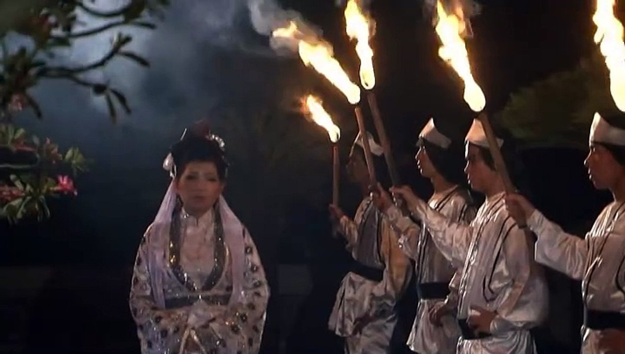 Bach Thu Ha - Ho Ngoc Trinh - Video Dailymotion