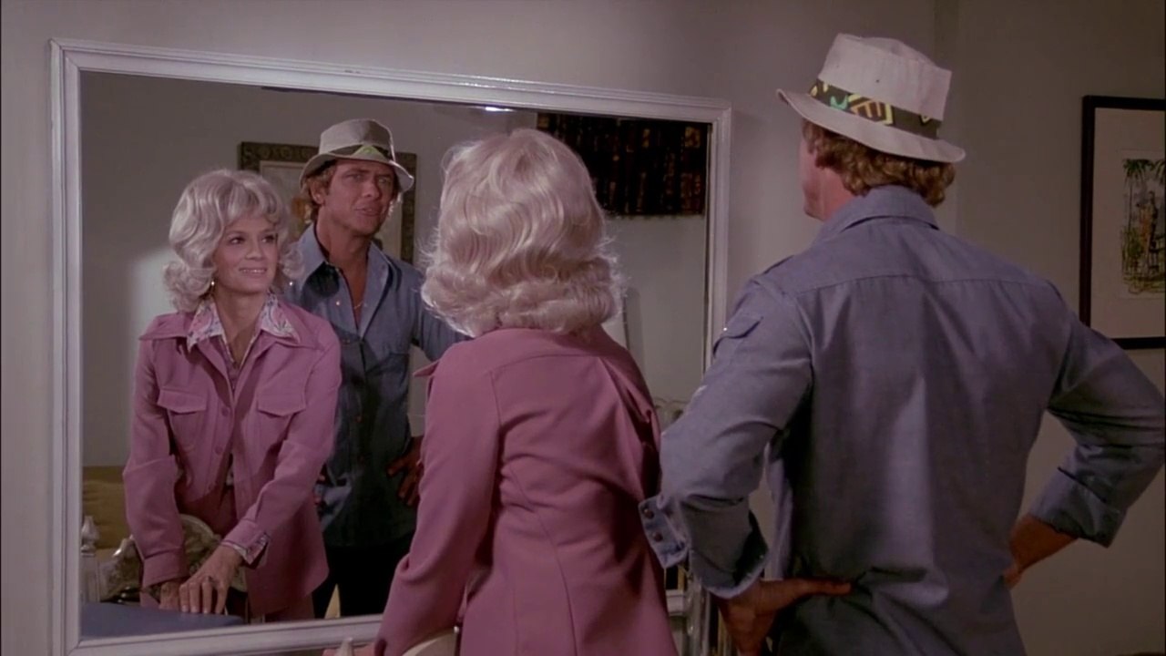 POLICE WOMAN - Series 1 - Episode 9 - "The Stalking of Joey Marr ...