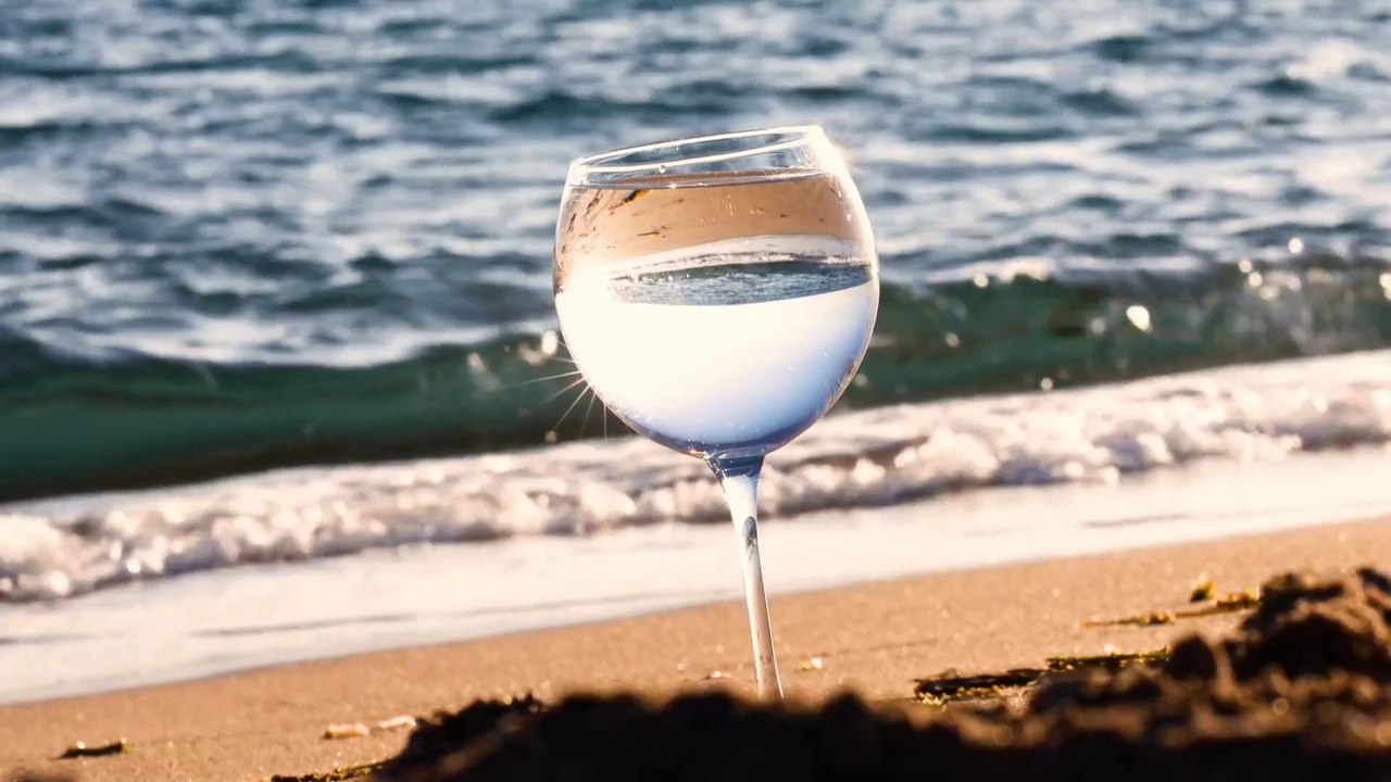 Sea weave drinking glass view - video Dailymotion