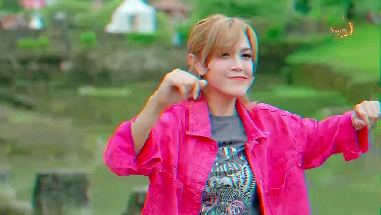 AKU TERPIKAT DIRIMU REMIX - DARA FU - DEMI CINTA (Official Lyrics Video) - video Dailymotion