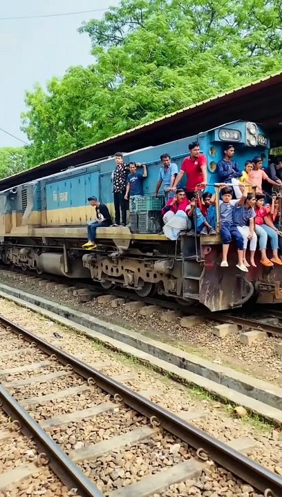 Train - video Dailymotion