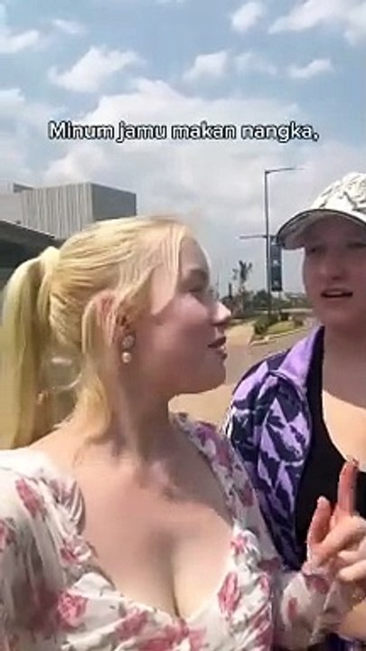 Bule udah jago gombalin ya #bulebarbie - Video Dailymotion