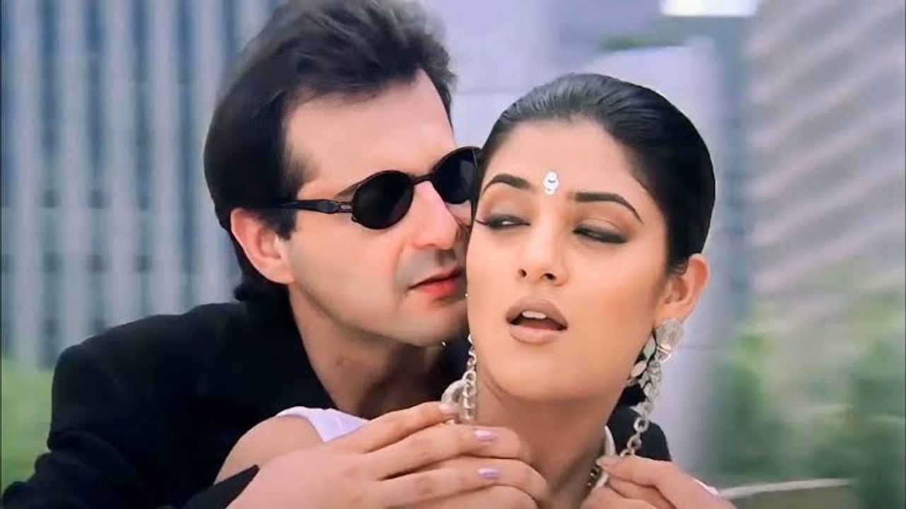 Sensational Sushmita's Hot Dance Item | Dilbar Dilbar Song - video ...