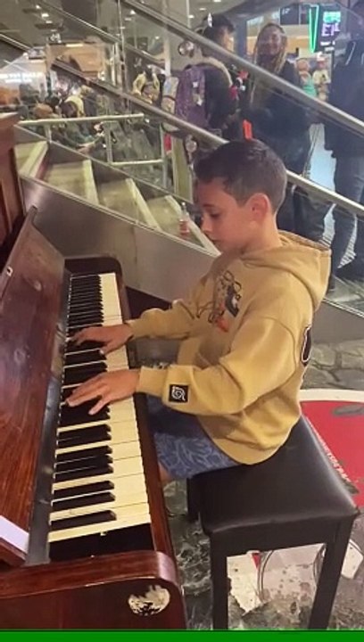 Musical Max from Bovingdon stops commuters in their tracks with public ...