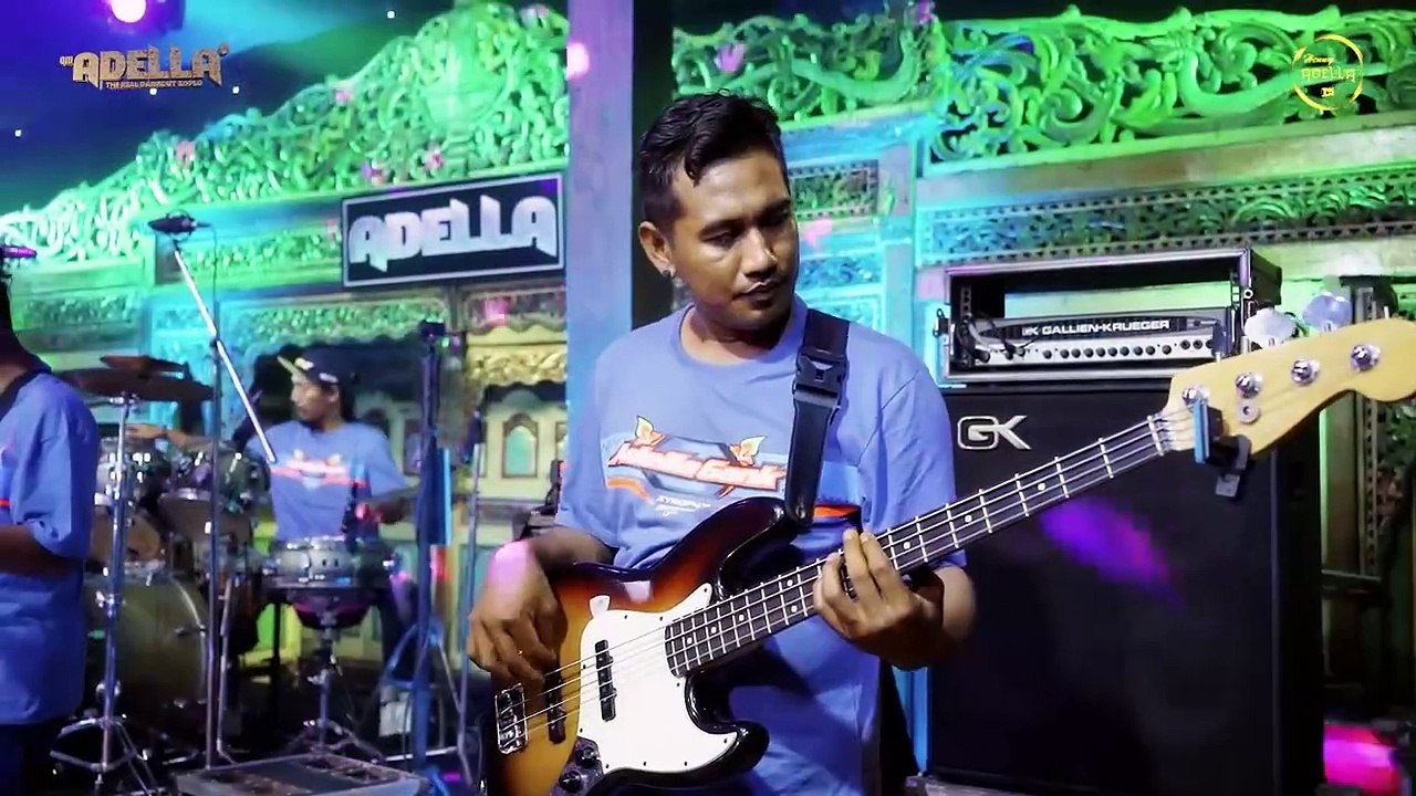 SIA SIA MENGHARAP CINTAMU - Difarina Indra Adella Ft. Fendik Adella - OM ADELLA - video Dailymotion