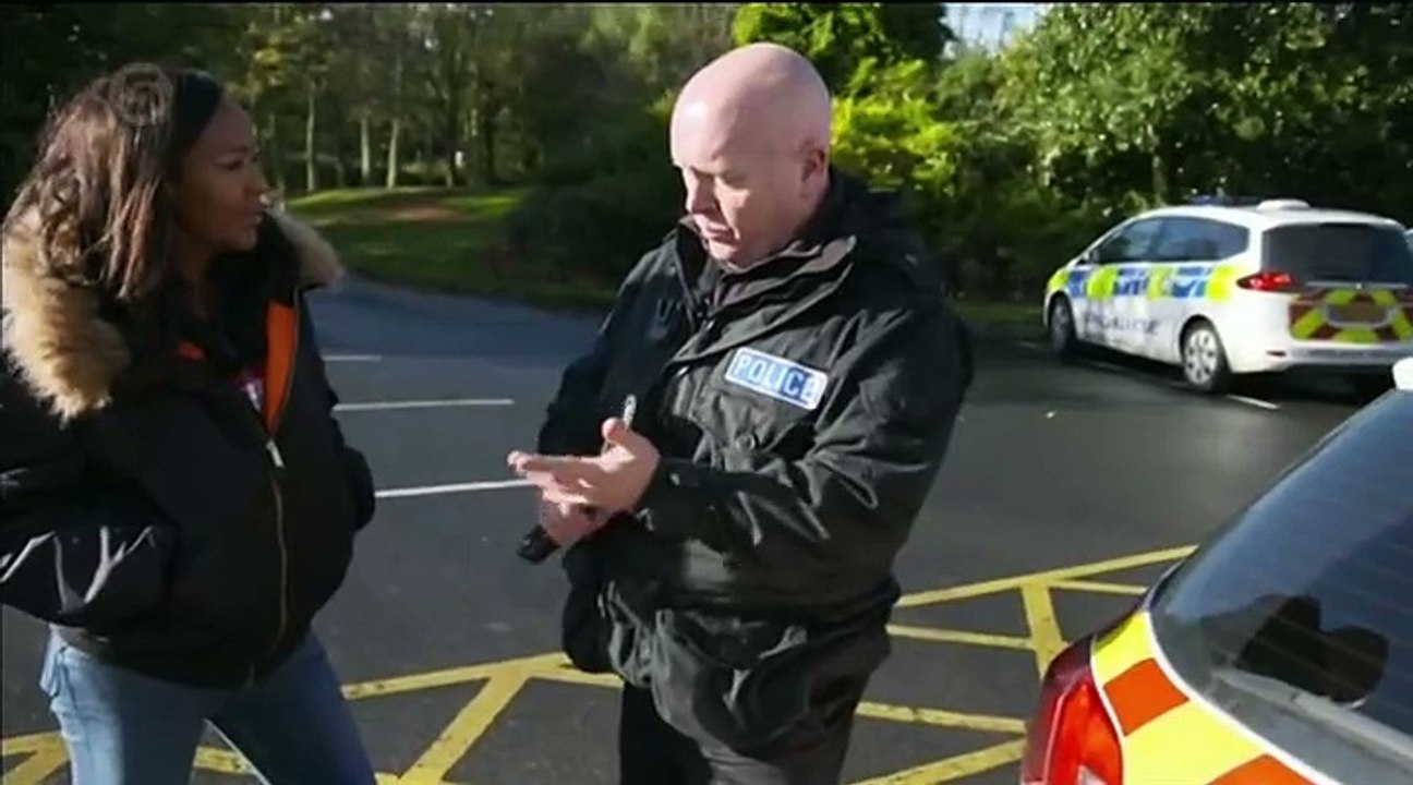 Police Interceptors S09E11 - Dog Squad (29 Nov 2015) - video Dailymotion
