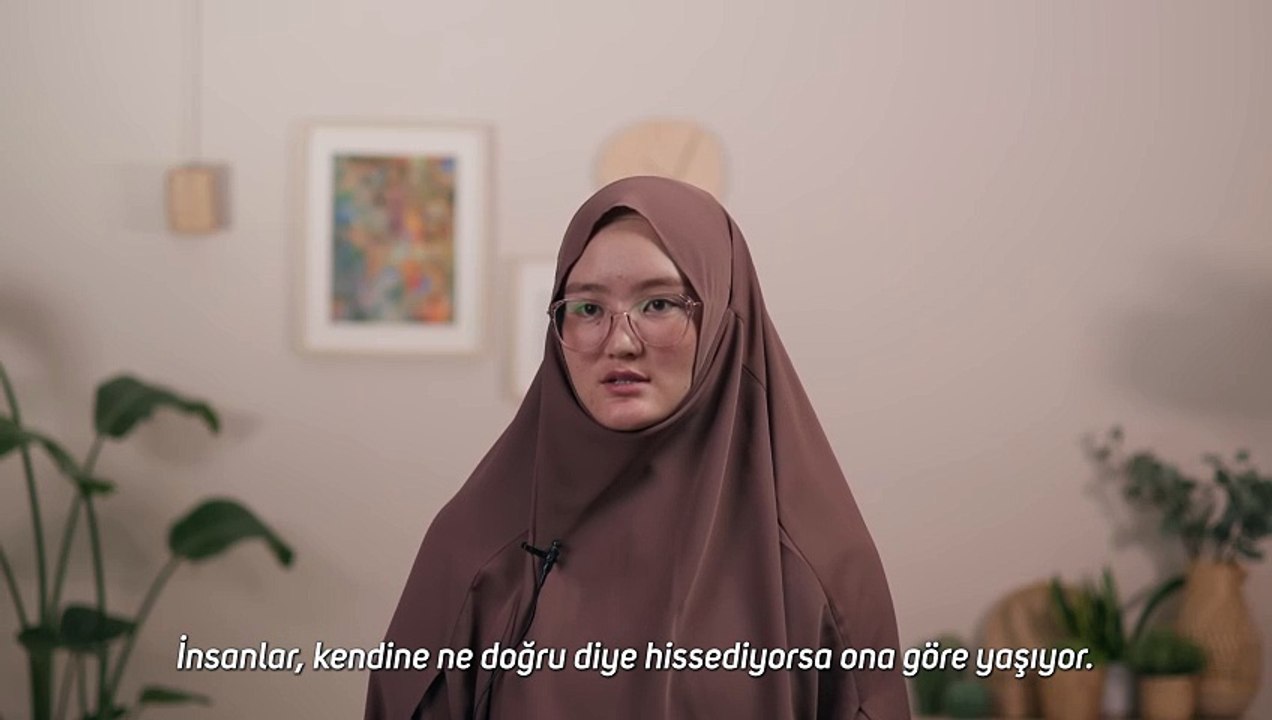 Elif Enkhtuya - Budist Modelin İslama Dönüşünün Hikayesi - Dailymotion ...