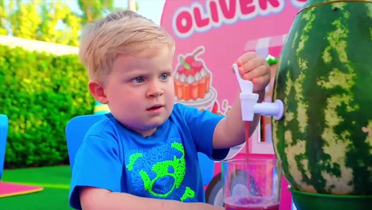 Oliver and Mom Kids Story about sweet machine - video Dailymotion